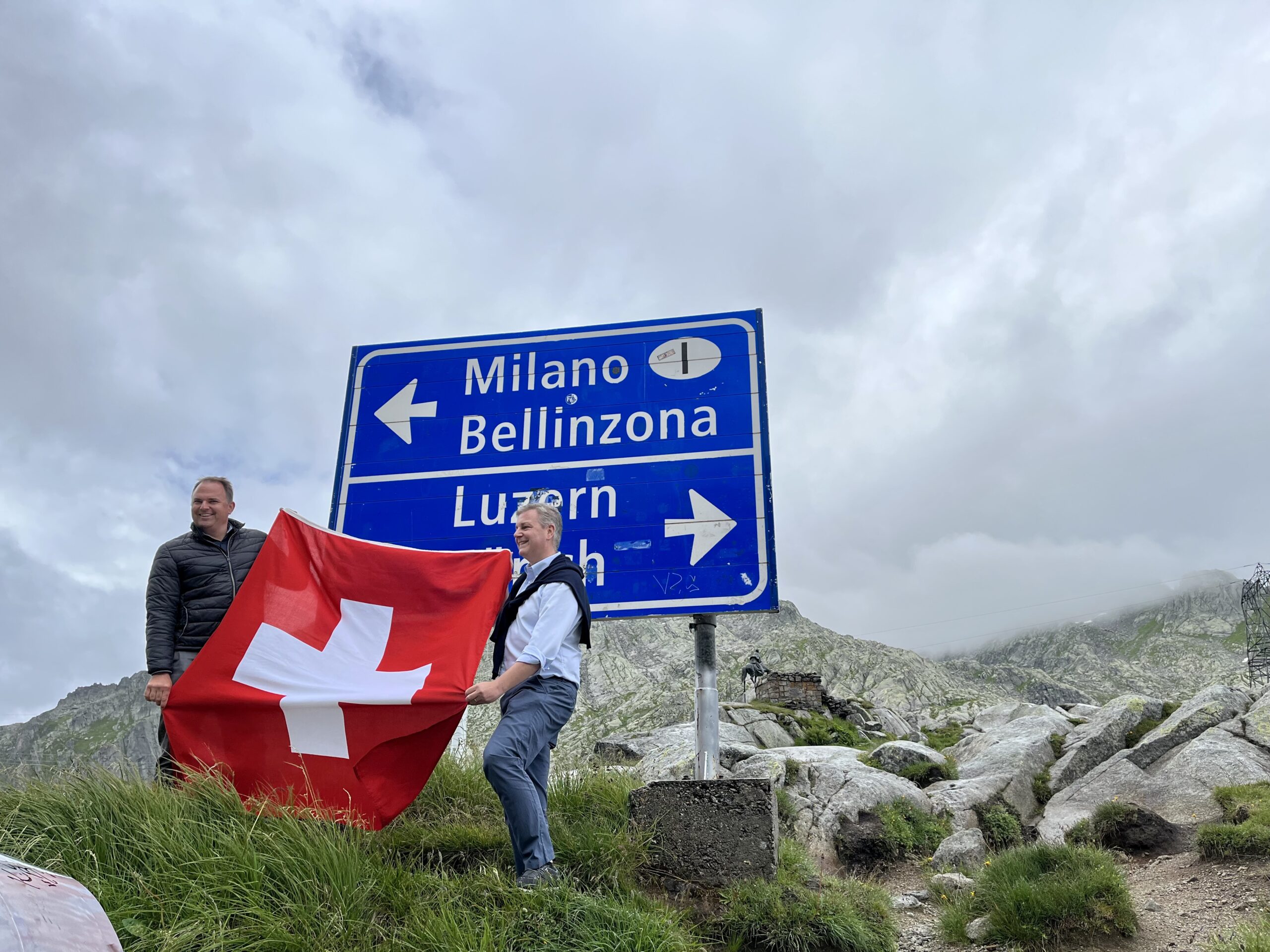 SVP Schweiz - In 100 Tagen: Richtungswahl für eine sichere Zukunft in ...